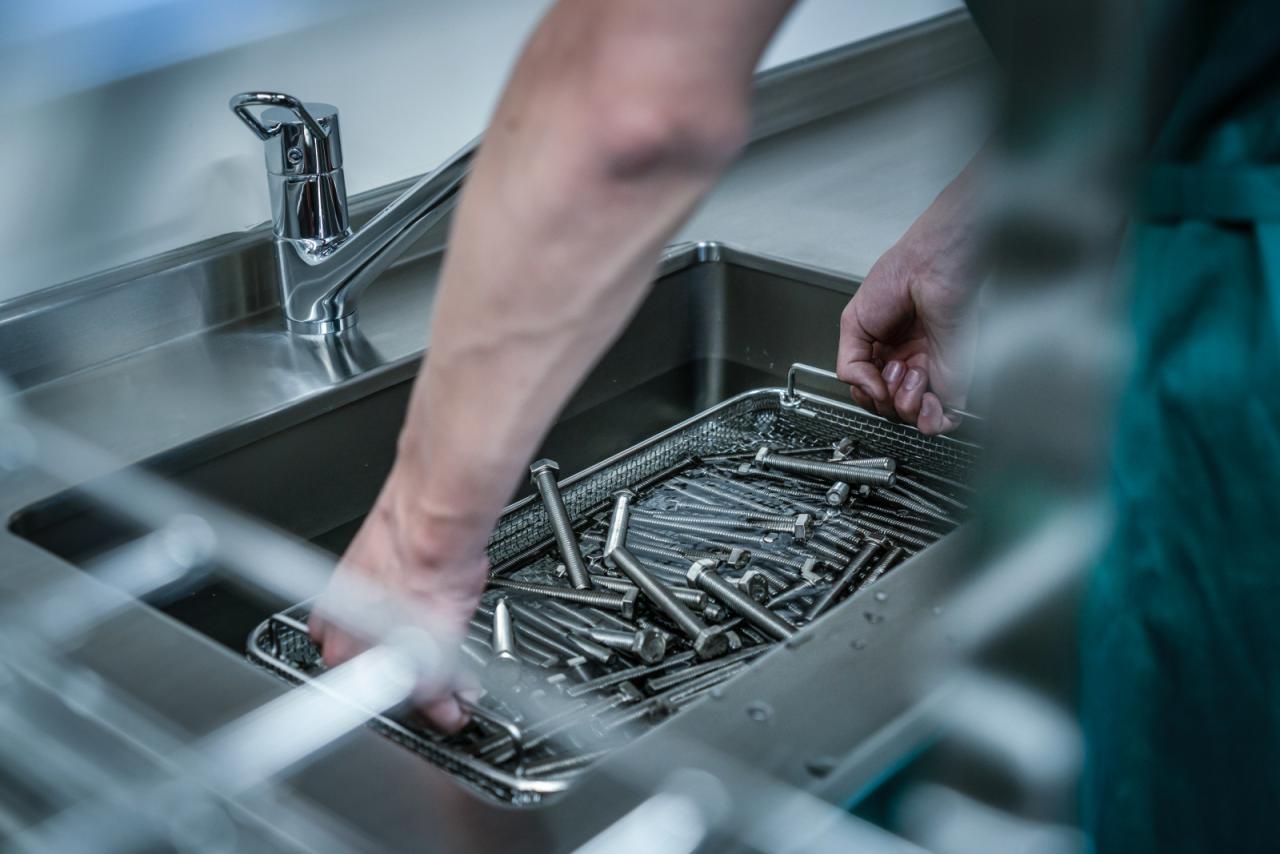 Mobile medizinische Containersysteme | RUAG